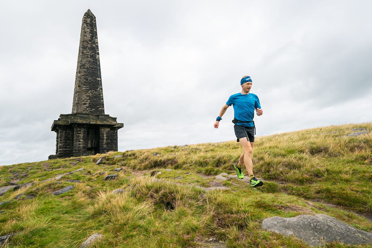 Interview: Top ultra runner Damian Hall – FionaOutdoors
